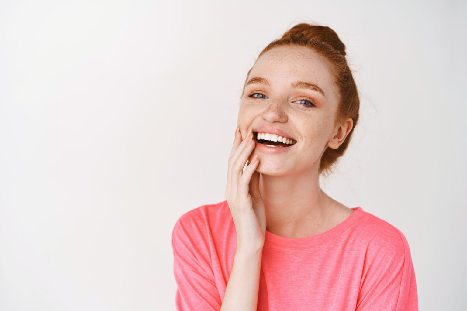 Veneers vs Lumineers: Key Differences, Benefits, and How to Choose